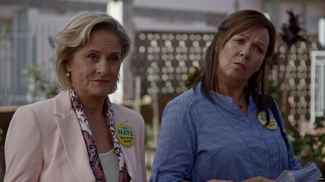 Watch Rake S04:E06 - Episode 6 - Free TV Shows | Tubi