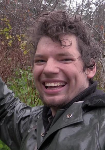 Watch Alone S01:E09 - The Freeze - Free TV Shows | Tubi