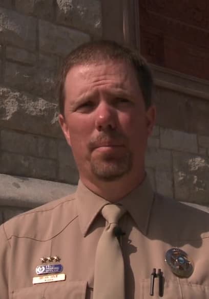 Watch Wardens S03:E04 - Justice - Free TV Shows | Tubi