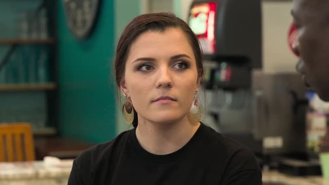 Watch Kitchen Commando S01:E02 - Chloez Café - Free TV Shows | Tubi