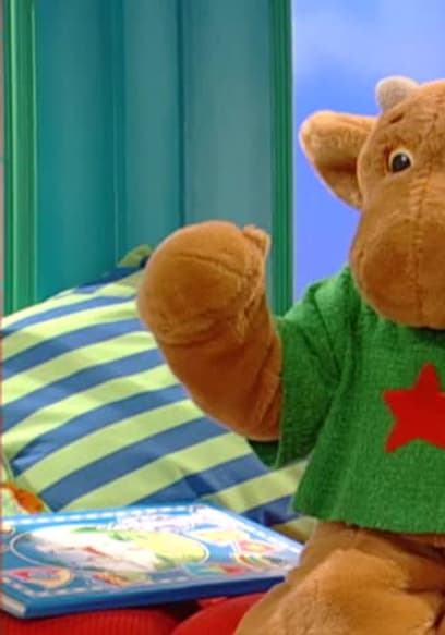 Watch Elliot Moose S01:E01 - The Alien / the Lion Wh - Free TV Shows | Tubi