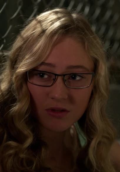 Watch Degrassi The Next Generation S14 E385 Summe Free Tv Shows Tubi