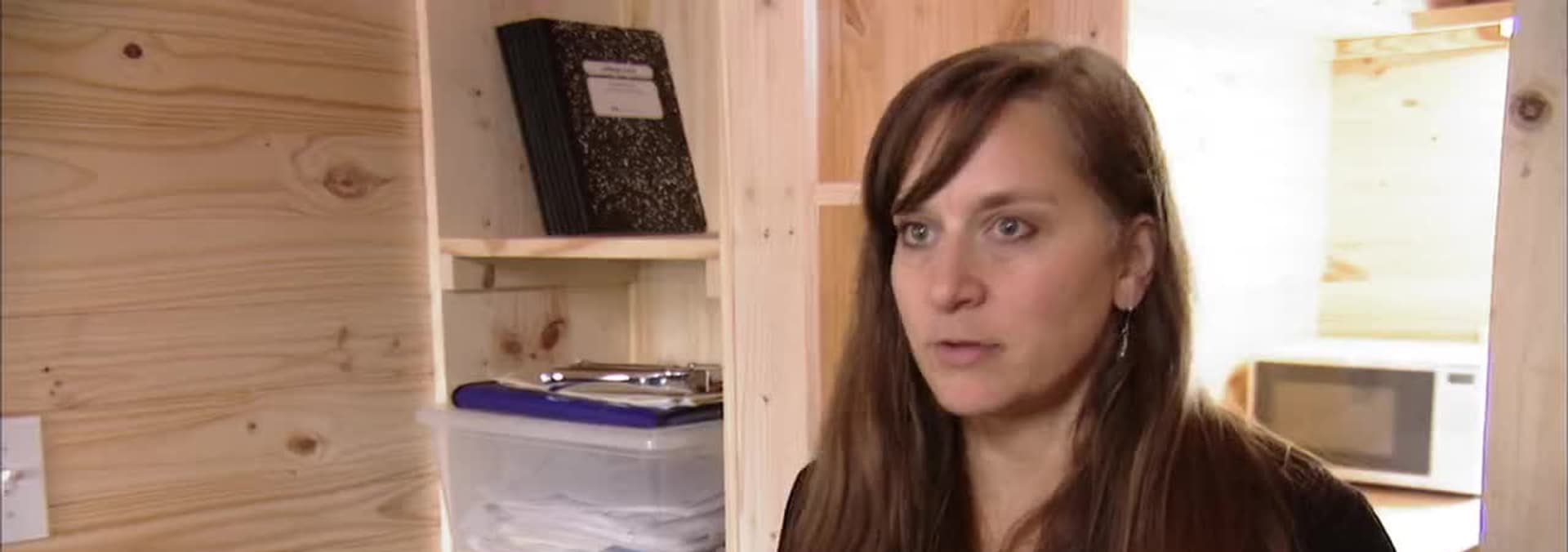 Watch Extreme RVs S01:E03 - The Rockin' Rollers and More - Free TV Shows | Tubi