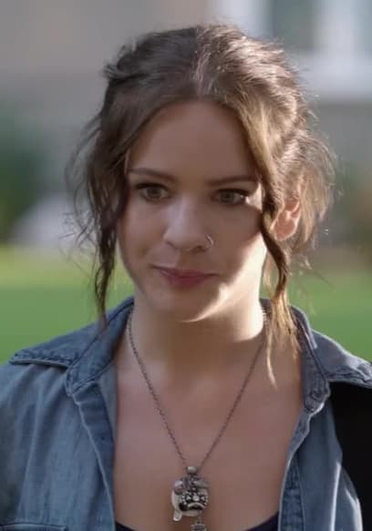 Watch Less Than Kind S04:E06 - Space Box - Free TV Shows | Tubi