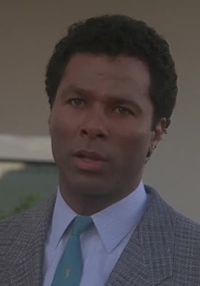 Watch Miami Vice S03:E18 - Lend Me an Ear - Free TV Shows | Tubi