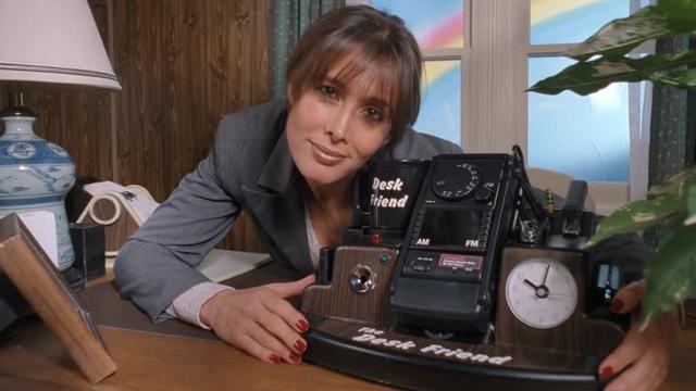 Watch Lois & Clark: The New Adventures of Superman S02:E16 - Lucky Leon ...