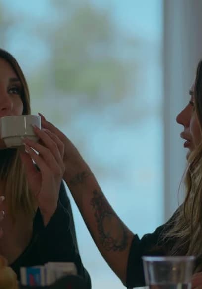 Watch The Beach S01:E04 - Episode 4 - Free TV Shows | Tubi