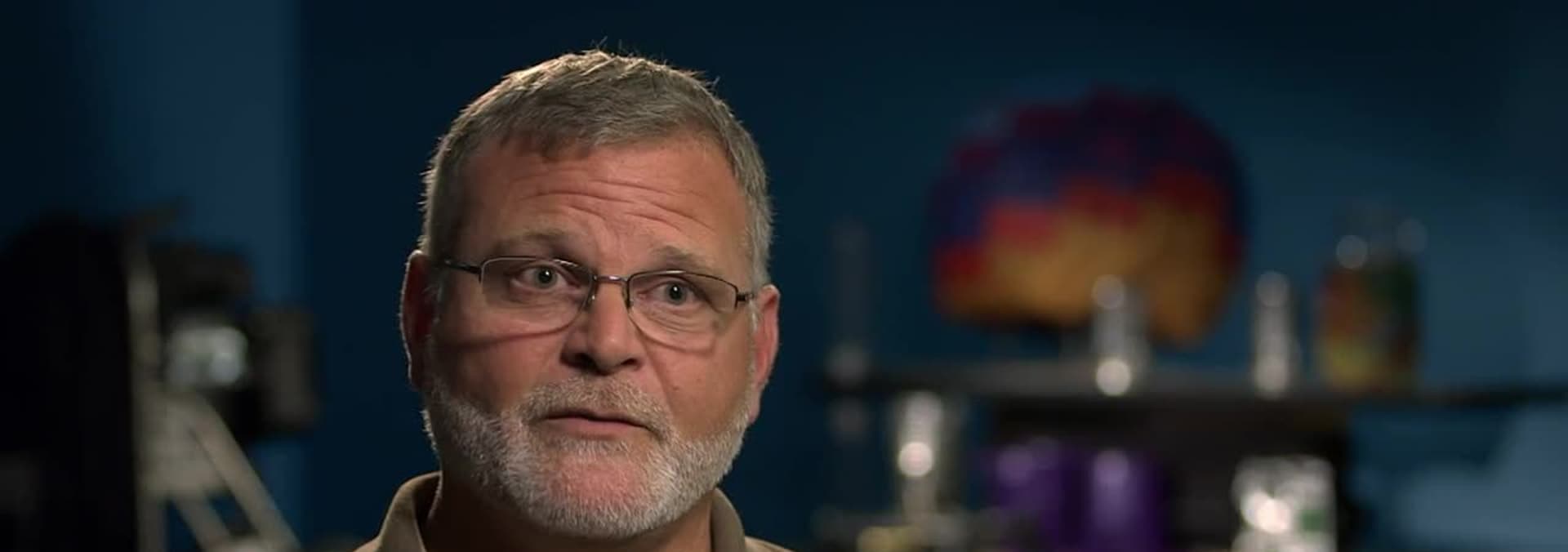 Watch Mysteries at the Museum S17:E07 - Fleeing Fidel and More - Free ...