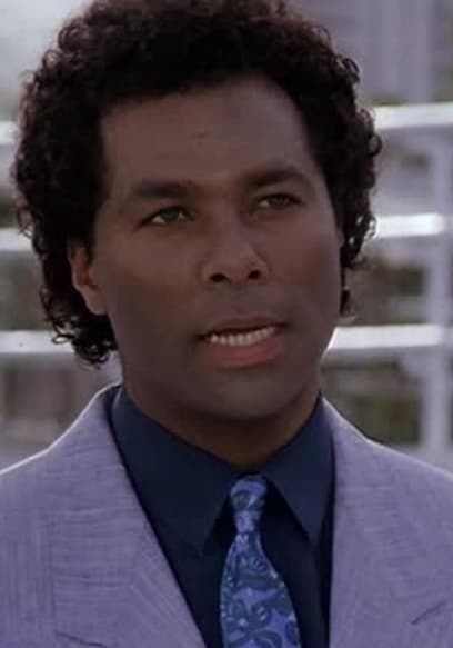 Watch Miami Vice S02:E21 - Free Verse - Free TV Shows | Tubi