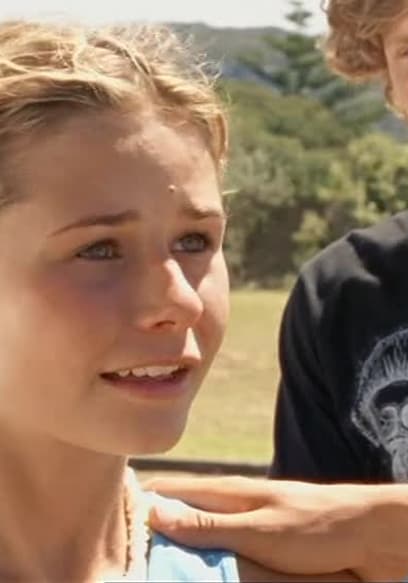 Watch Blue Water High S01:E12 - Dreams and Dramas - Free TV Shows | Tubi