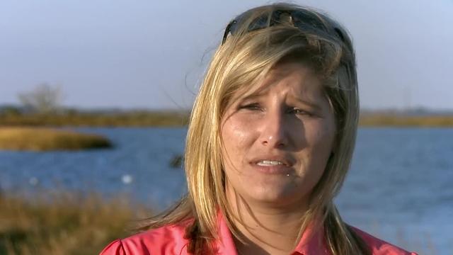 Watch Buying the Bayou S02:E02 - Floating Fish Camps - Free TV Shows | Tubi