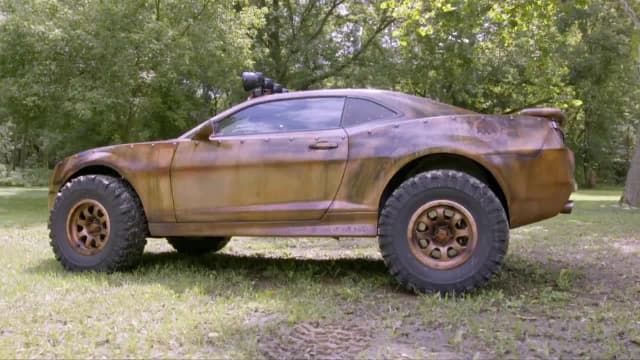 Watch Road Hauks S01:E02 - Bootlegger - Free TV Shows | Tubi