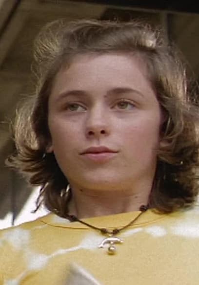 Watch Spellbinder S01:E21 - The Hunt for Ashka - Free TV Shows | Tubi