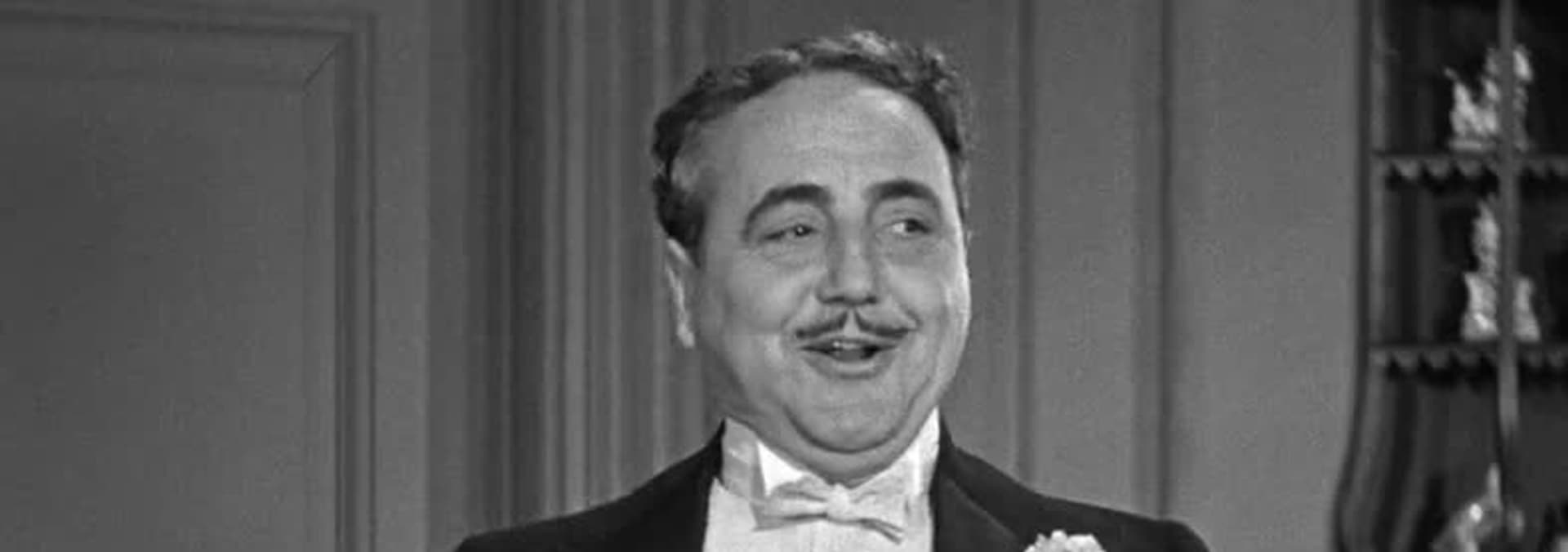 Watch The Three Stooges+ Comedy Gold Standard S03:E01 - Micro-phonies ...