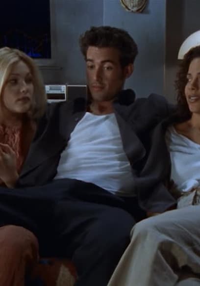 Watch Pacific Blue S05:E01 - Reckoning - Free TV Shows | Tubi