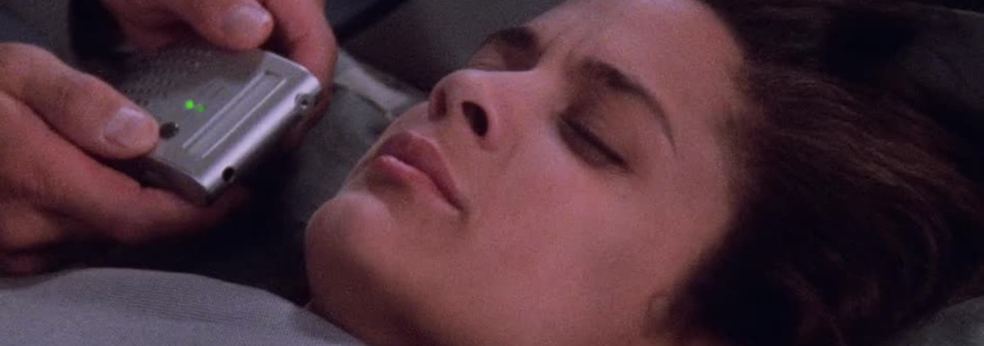 Watch Babylon 5 S02:E05 - The Long Dark - Free TV Shows | Tubi
