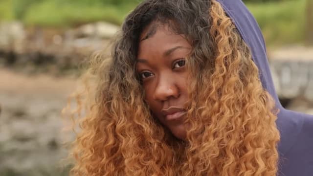 Watch Juicy S03:E03 - Almost Safe - Free TV Shows | Tubi