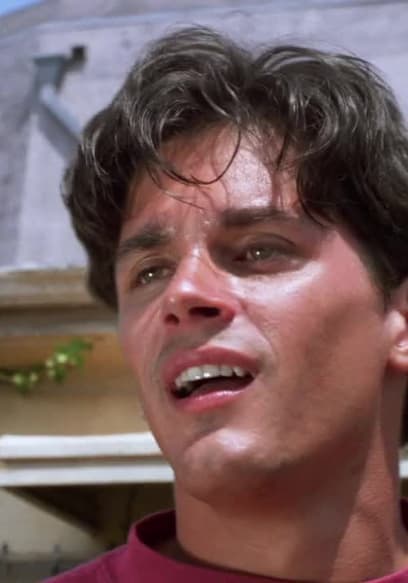 Watch Baywatch S02:E06 - Point of Attack - Free TV Shows | Tubi