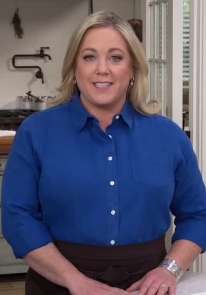 Watch Cook's Country S12:E11 - Holiday Feast - Free TV Shows | Tubi