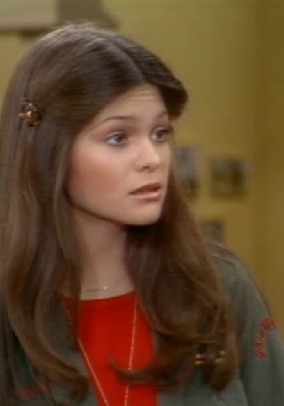 Watch One Day at a Time S03:E320 - Take the Money - Free TV Shows | Tubi