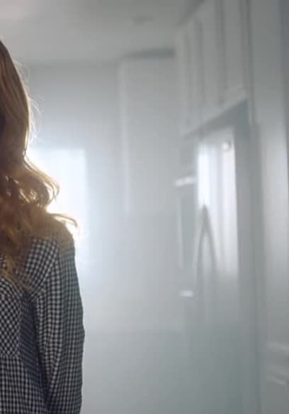 Watch Total Eclipse S01:E03 - Full Moon - Free TV Shows | Tubi