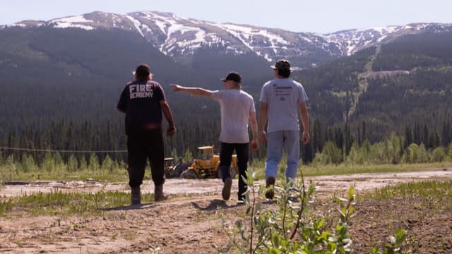 Watch Jade Fever S02:E09 - Sink, Sank, Sunk - Free TV Shows | Tubi