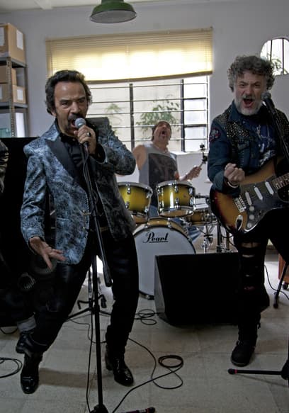 Watch Eddie Reynolds Y Los Angeles De Acero Trailer 2 Free Movies Tubi