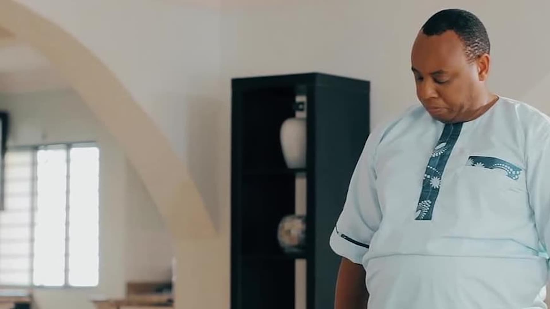 Watch The Jimi Bendel Show S01:E08 - Home Alone, Part 1 - Free TV Shows ...