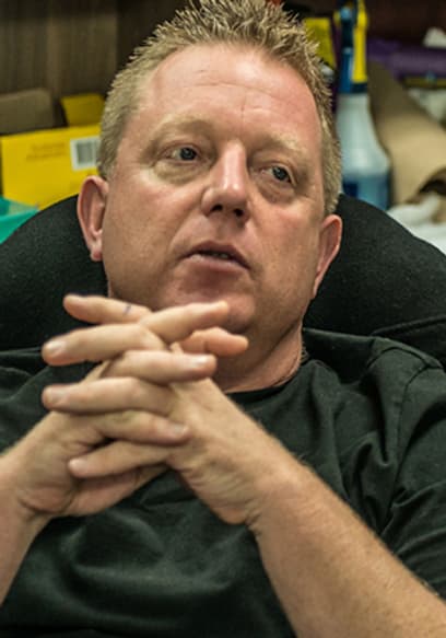 Watch The Liquidator S02:E02 - Has the Master Lost His Mojo? - Free TV ...