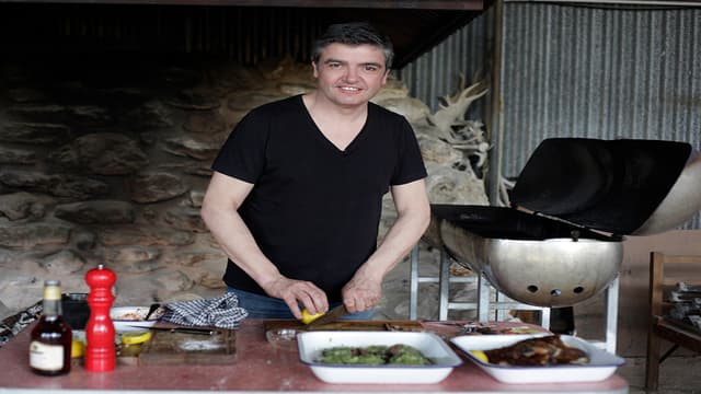 Watch Sean's Kitchen S01:E01 - Adelaide to New York - Free TV Shows | Tubi