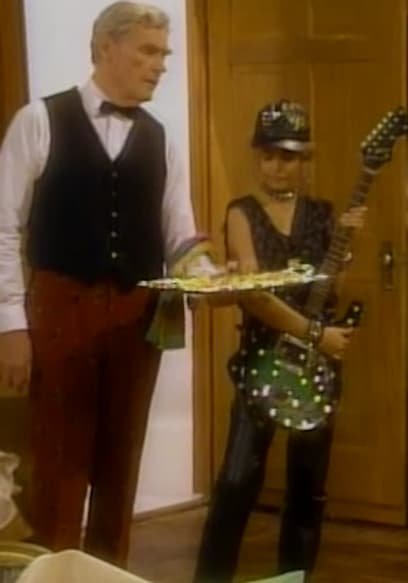 Watch Swans Crossing S01:E55 - Episode 55 - Free TV Shows | Tubi