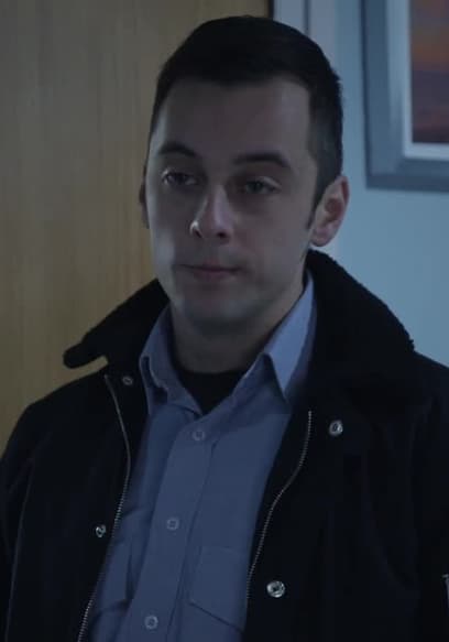 Watch Red Rock S02:E09 - Episode 9 - Free TV Shows | Tubi