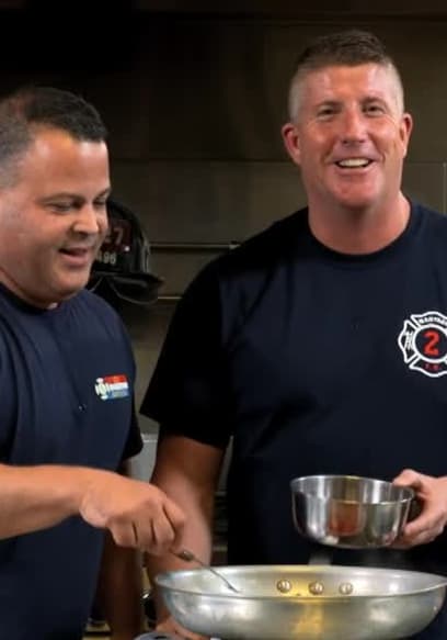 Watch Firehouse Kitchen S05:E11 - Wantagh Fire Department - Free TV ...