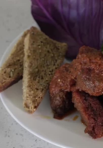 Watch Recipe Hunters S01:E03 - World - Free TV Shows | Tubi