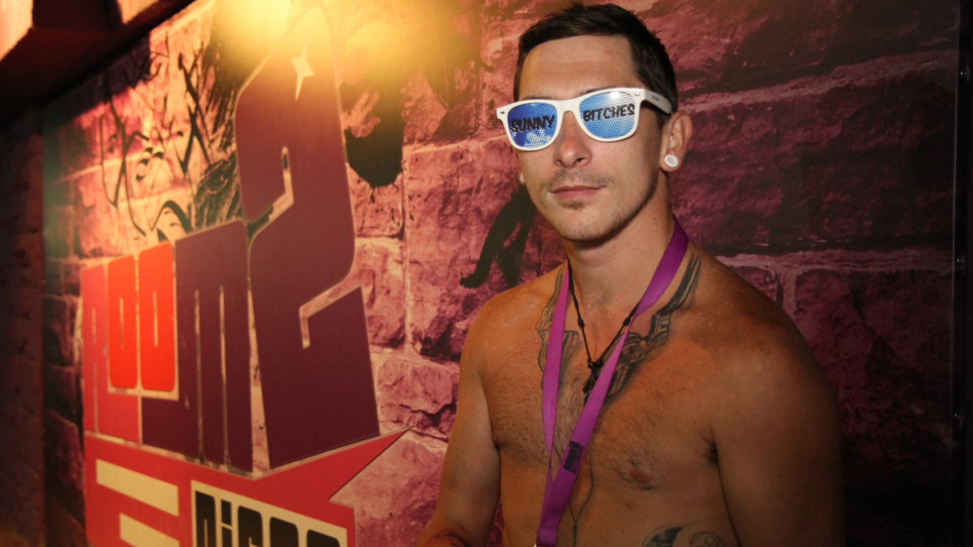 Watch What Happens in Sunny Beach - Free TV Shows | Tubi