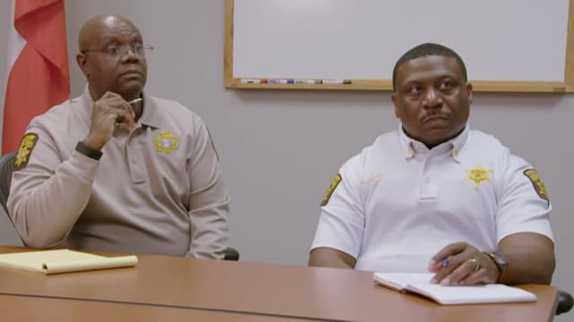 Watch 60 Days In S04:E12 - Get Them Out - Free TV Shows | Tubi
