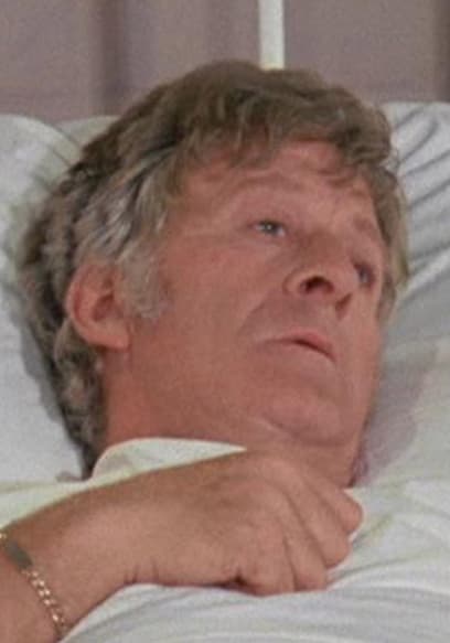 Watch Classic Doctor Who: New to Who S07:E01 - Paradise Towers (Pt. 1 ...