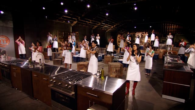 Watch MasterChef S03:E03 - Auditions #3/Top 36 Bootcamp - Free TV Shows ...