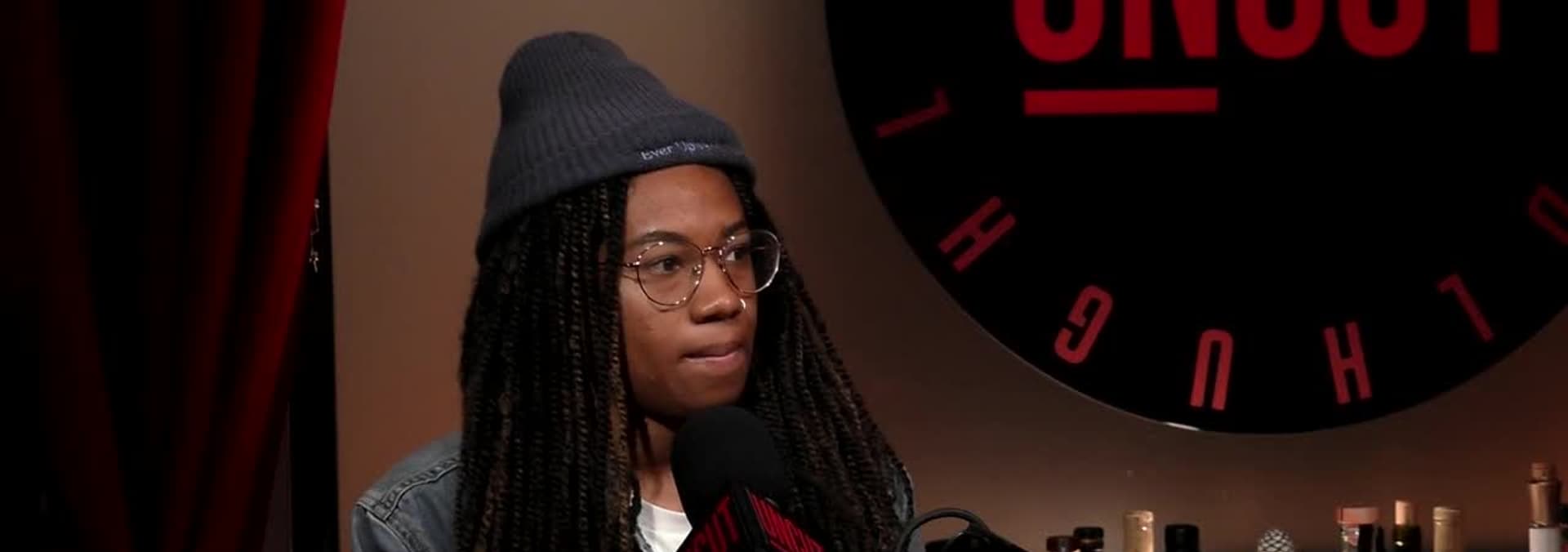 Watch D.L. Hughley Uncut S01:E03 - Demetrius Frazier - Free TV Shows | Tubi