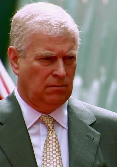 Watch Royals: Keeping the Crown S01:E06 - The Pursuit of Normal - Free ...