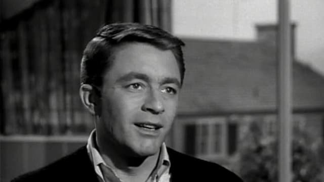 Watch My Favorite Martian S02:E19 - Uncle Martin and the Identified ...