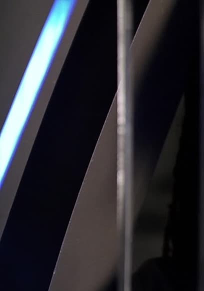 Watch Andromeda S03:E18 - Point of the Spear - Free TV Shows | Tubi