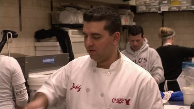 Watch Cake Boss S04:E12 - Tulips, Taxes and Take It Easy - Free TV Shows | Tubi