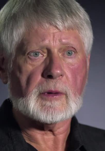 Watch Hoarders S08:E12 - Sybil & Ron - Free TV Shows | Tubi