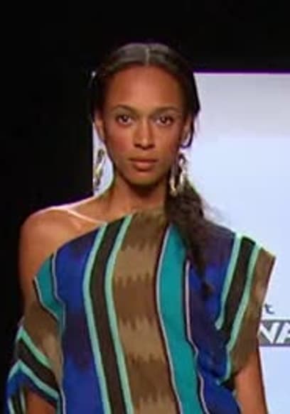 Watch Project Runway S09:E14 - Finale (Pt. 2) - Free TV Shows | Tubi