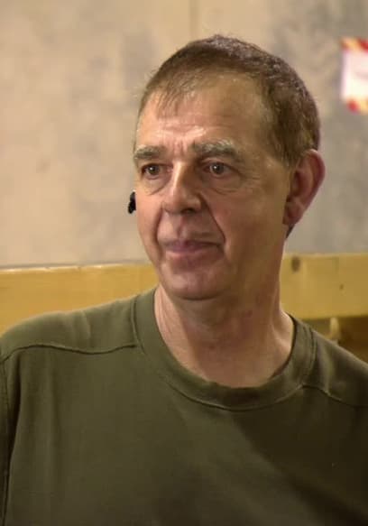 Watch The Liquidator S04:E15 - Cut Me a Deal - Free TV Shows | Tubi