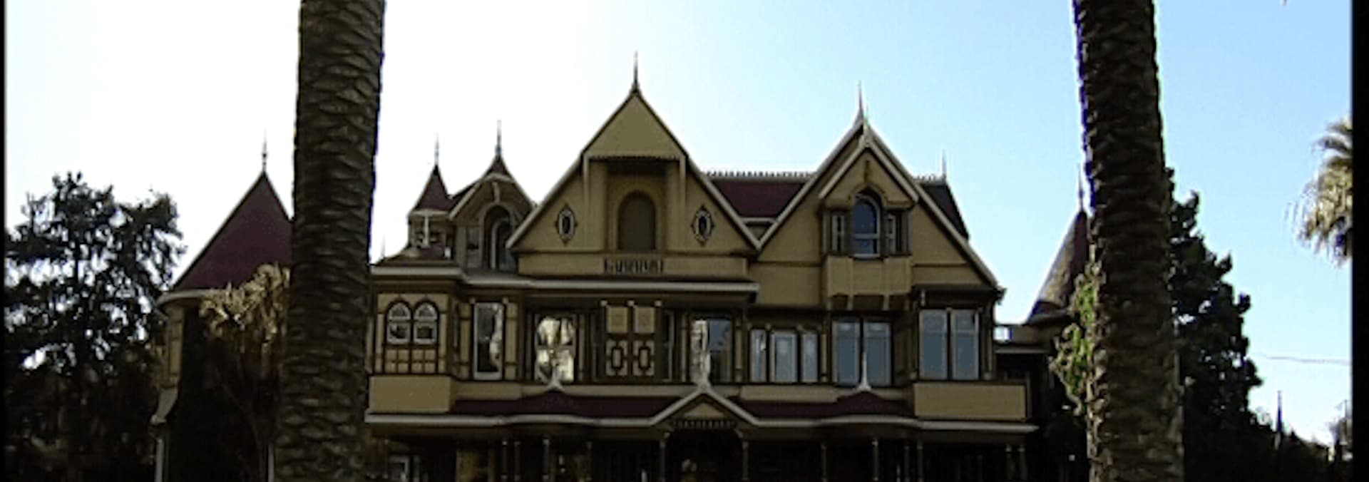 Watch Dead Famous S02:E01 - Alfred Hitchcock - Free TV Shows | Tubi