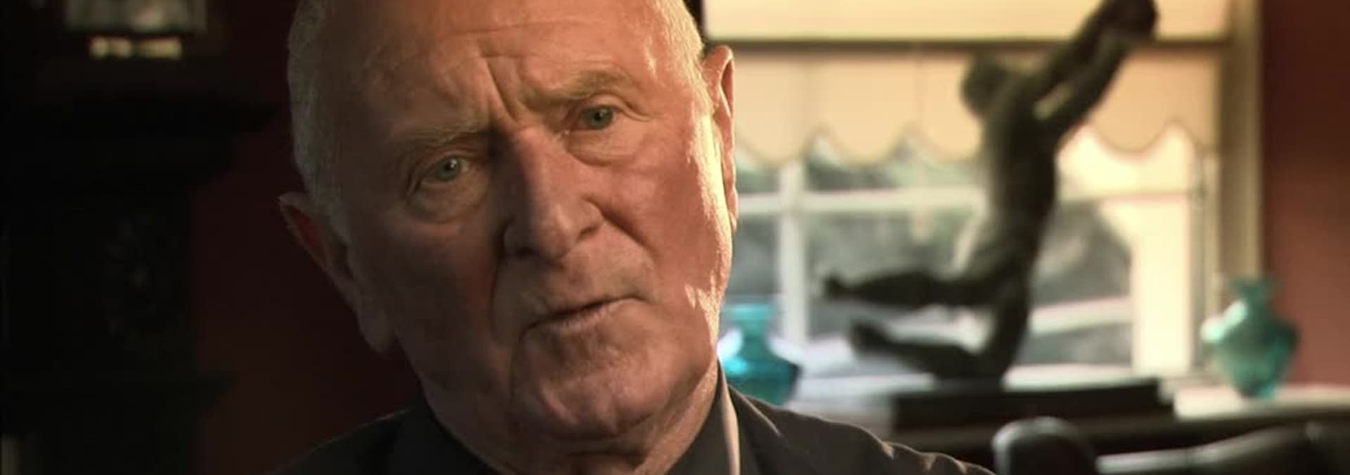 Watch Mayday: Air Disaster S11:E05 - Munich Air Disaster - Free TV ...