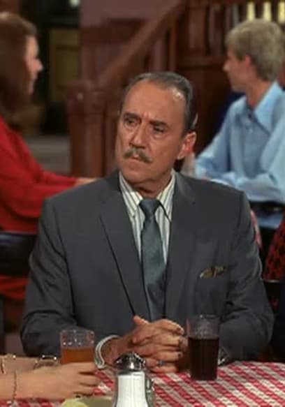 Watch Here's Lucy S02:E12 - Lucy and the Generation - Free TV Shows | Tubi