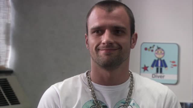 Watch Shameless S08:E02 - Episode 2 - Free TV Shows | Tubi